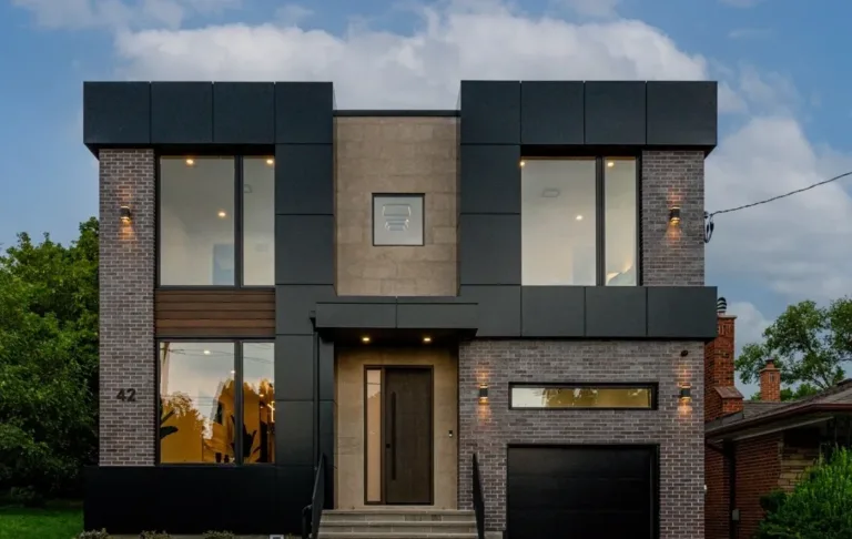 Premium Windows Bowmanville - Door Matic